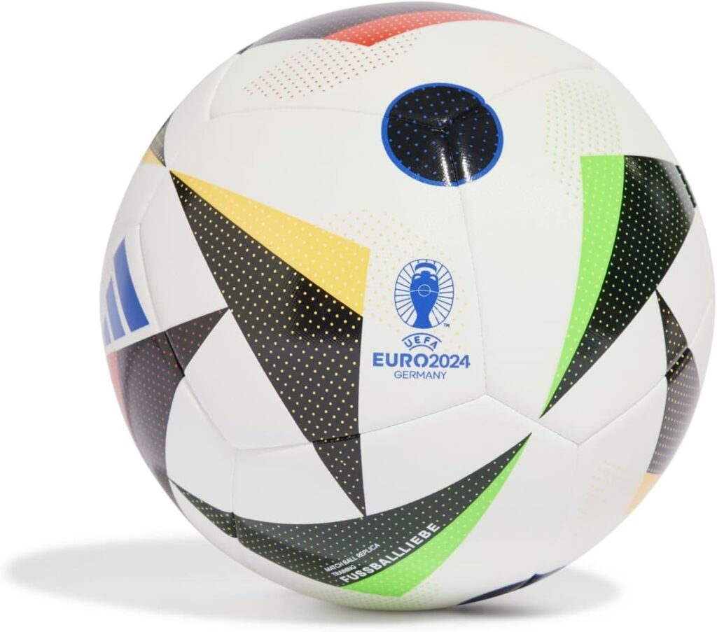 TOP Fußballgeschenke für ballbegeisterte Kinder › ★ Mamablog: Einer ...