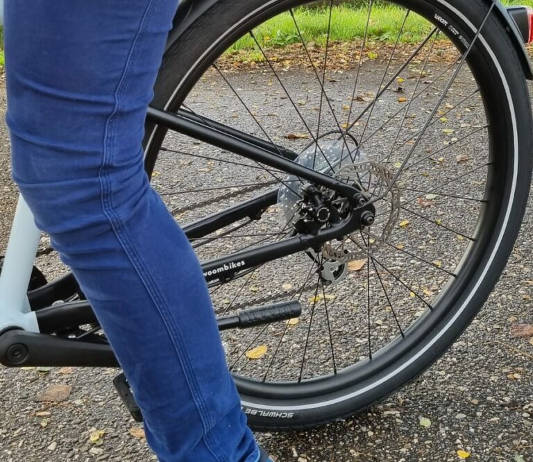 woom NOW: Wir testen das Cityfahrrad für Kinder mit Front-Gepäckträger ...